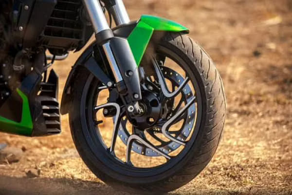 Bajaj Dominar 400 Images - Dominar 400 Interior & Exterior [20 Photos]