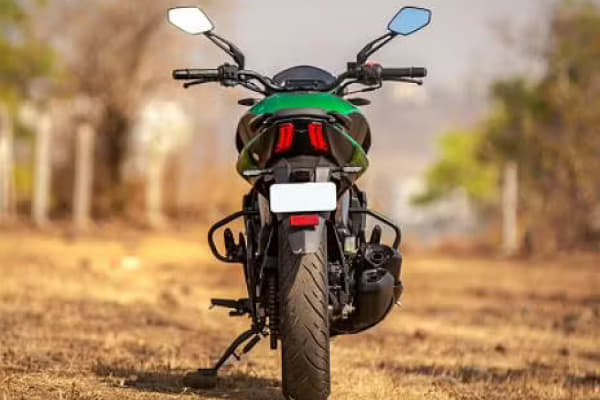 Bajaj Dominar 400 Images - Dominar 400 Interior & Exterior [20 Photos]