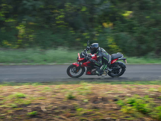 Pulsar F250 Images 📸 | Bajaj Pulsar F250 Interior & Exterior Photos ...