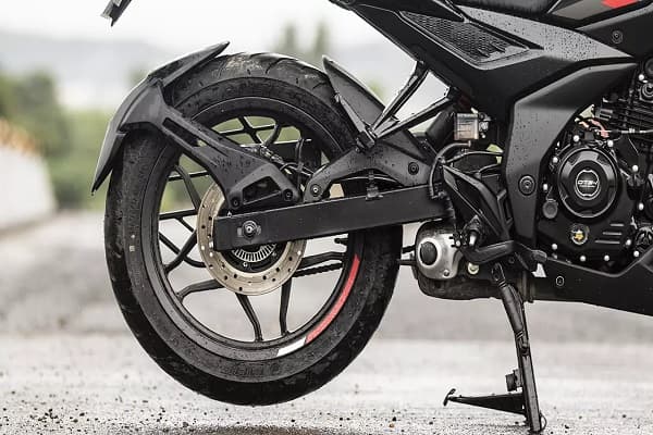 Bajaj Pulsar N160 Images - Pulsar N160 Interior & Exterior [26 Photos]