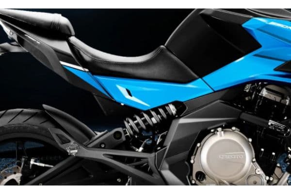 CF Moto 650 NK Images - 650 NK Interior & Exterior [11 Photos]