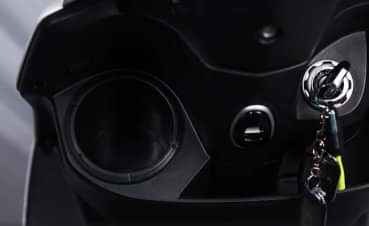 Wind Images 📸 | EeVe Wind Interior & Exterior Photos, 360 View, Videos