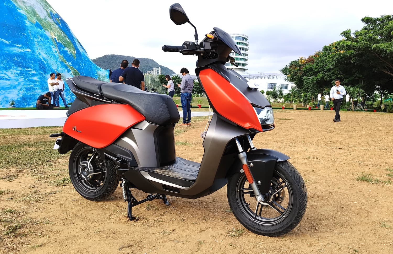 Vida V1 Images - V1 Interior & Exterior [14 Photos]