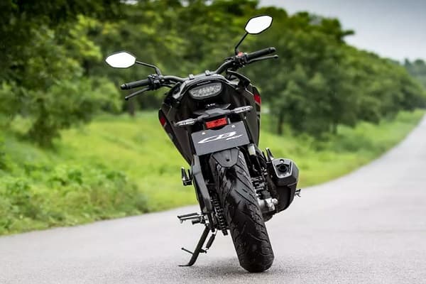 Honda CB300F Images - CB300F Interior & Exterior [27 Photos]