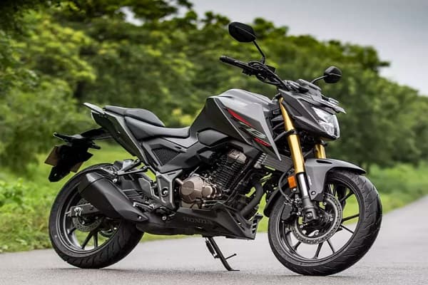 Honda CB300F Images - CB300F Interior & Exterior [27 Photos]