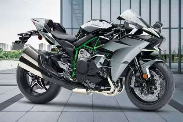 Ninja H2R Images 📸 | Kawasaki Ninja H2R Interior & Exterior Photos, 360 ...