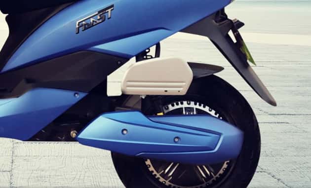 Faast Images 📸 | Okaya Faast Interior & Exterior Photos, 360 View, Videos