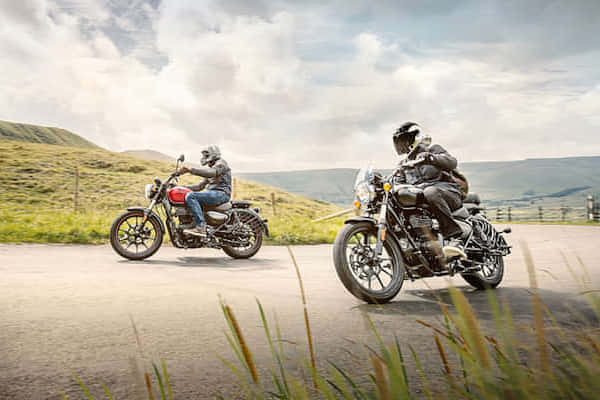 Meteor 350 Images 📸 | Royal Enfield Meteor 350 Interior & Exterior ...