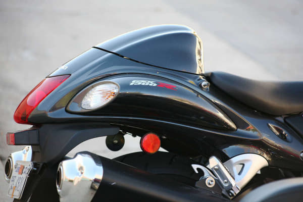 Suzuki Hayabusa Images - Hayabusa Interior & Exterior [35 Photos]