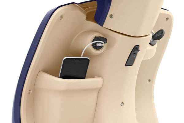 TVS Jupiter Images - Jupiter Interior & Exterior [27 Photos]