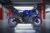 Yamaha R3 Price 2025 | Bike Images, Mileage & Colours