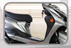 Yukie Scooters Shiga Images - Shiga Interior & Exterior [8 Photos]