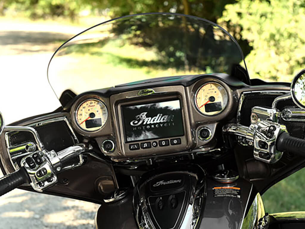 Indian Motorcycle Roadmaster Images - Roadmaster Interior & Exterior ...