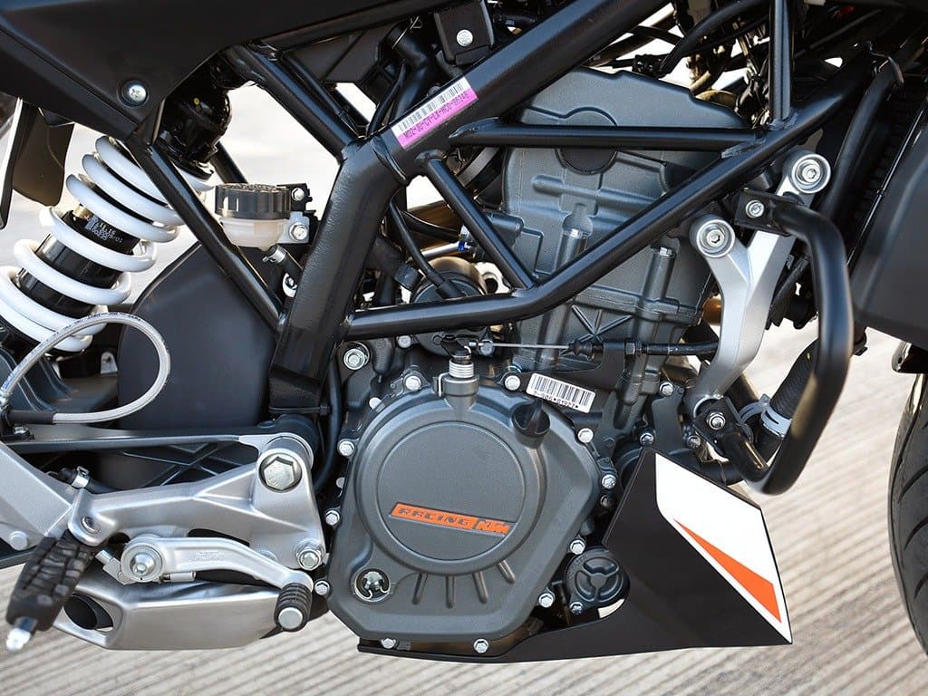 KTM RC 200 2020 Images - RC 200 2020 Interior & Exterior [45 Photos]