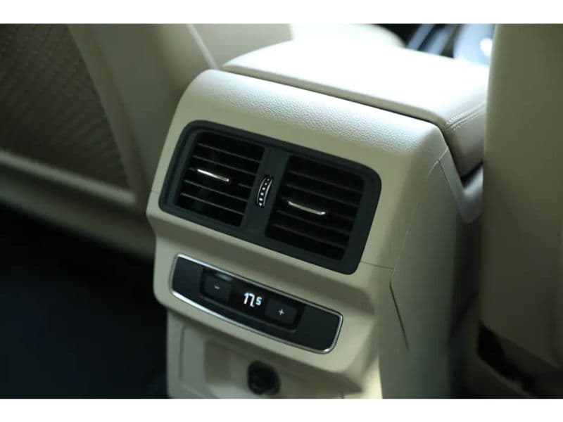 Audi Q5 Images - Q5 Interior & Exterior [24 Photos]