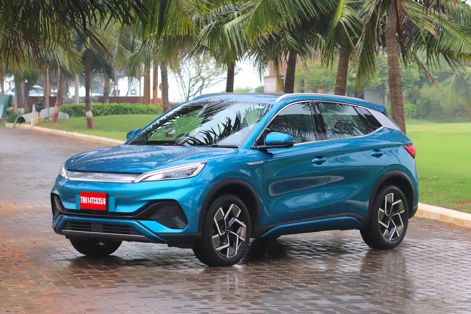 BYD Auto Atto 3 Images - Atto 3 Interior & Exterior [68 Photos]