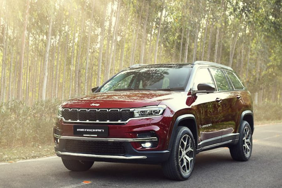 Jeep Meridian Images - Meridian Interior & Exterior [22 Photos]