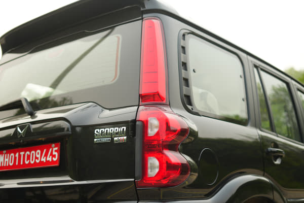 Mahindra Scorpio Classic Images - Scorpio Classic Interior & Exterior ...