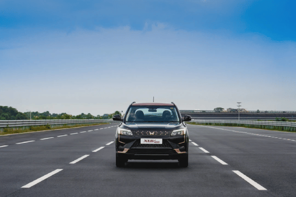 Mahindra XUV 400 Electric Images - XUV 400 Electric Interior & Exterior ...