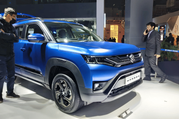 Maruti Brezza Images - Brezza Interior & Exterior [45 Photos]