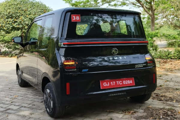 MG Comet EV Electric Walkaround Review || First Look Review || Rs 7.98 ...