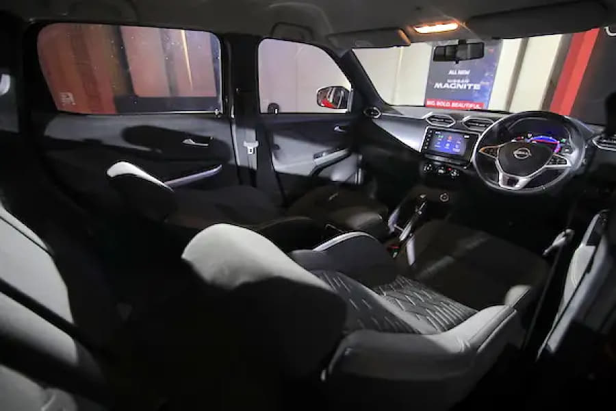 Nissan Magnite Images - Magnite Interior & Exterior [60 Photos]