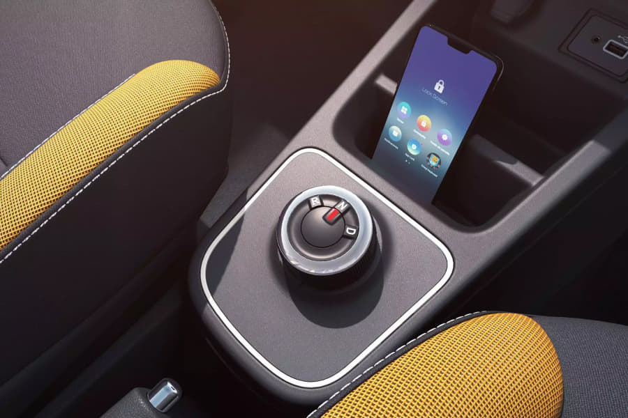 Renault Kwid Images - Kwid Interior & Exterior [18 Photos]