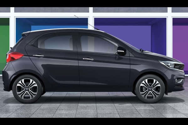 Tiago CNG Images 📸 | Tata Tiago CNG Interior & Exterior Photos, 360 ...