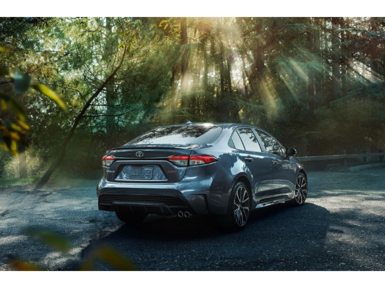 Toyota Corolla Images - Corolla Interior & Exterior [31 Photos]