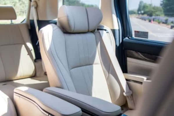 Vellfire Images 📸 | Toyota Vellfire Interior & Exterior Photos, 360 ...