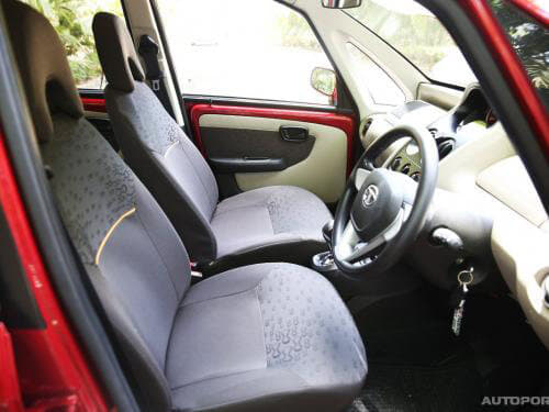 Tata Nano Images - Nano Interior & Exterior [127 Photos]