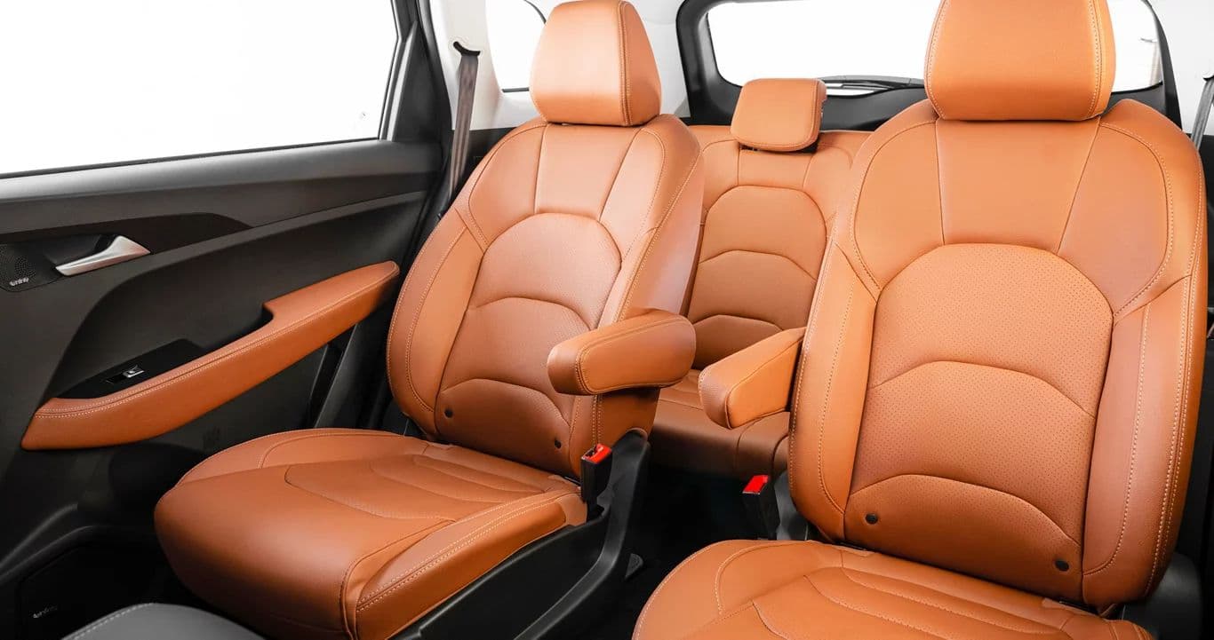 MG Hector Plus Price - Images, Colours & Reviews-91Wheels