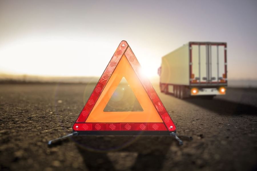 Top 5 Causes Of Truck Breakdowns-101