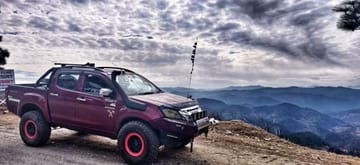 This Modified Isuzu D-Max V-Cross Is Ultra Comfy and Off-road Famish!