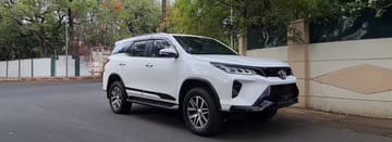 Old Toyota Fortuner Modified Into New Legender Edition - Video
