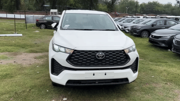 Toyota Innova Hycross Base G Variant Walkaround - Here's How It Looks