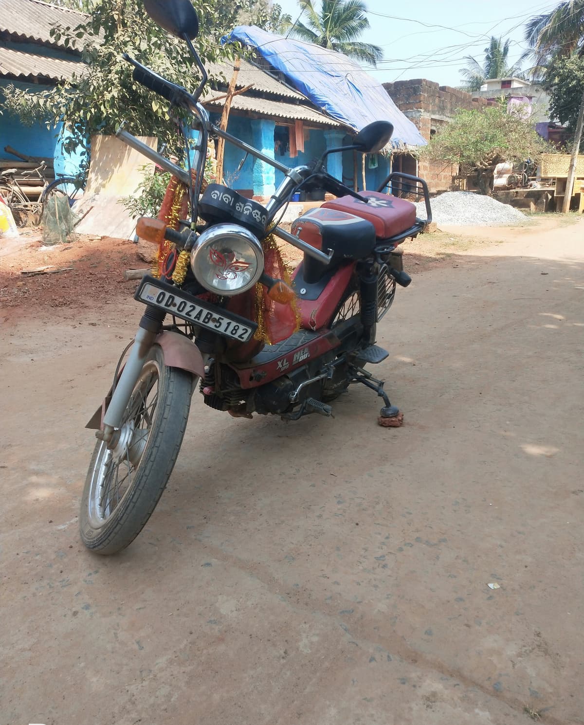 Affordable and Efficient Ride - Owner Review of TVS Heavy Duty Super XL ...