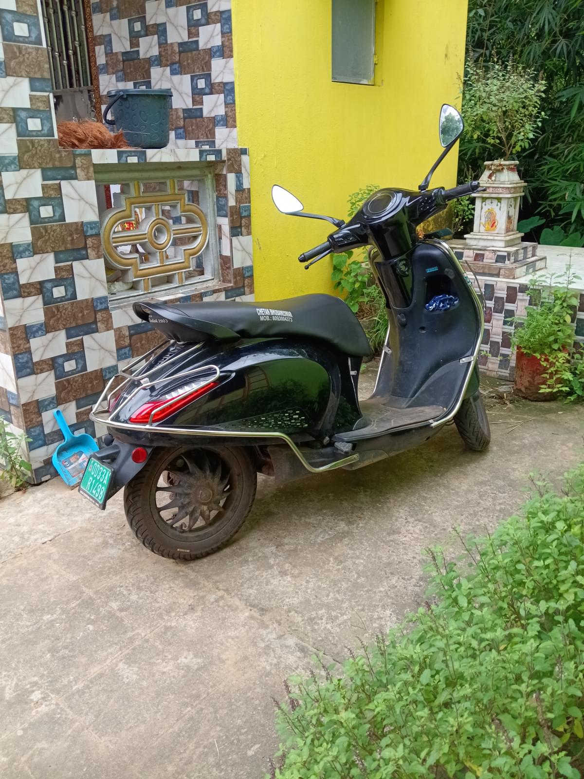 Reliable High-Performance Scooter - Owner Review of Bajaj Chetak - 91Wheels